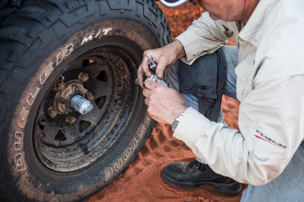 Must-Have Tools for Your UTV Off-Road Adventure – Kombustion Motorsports